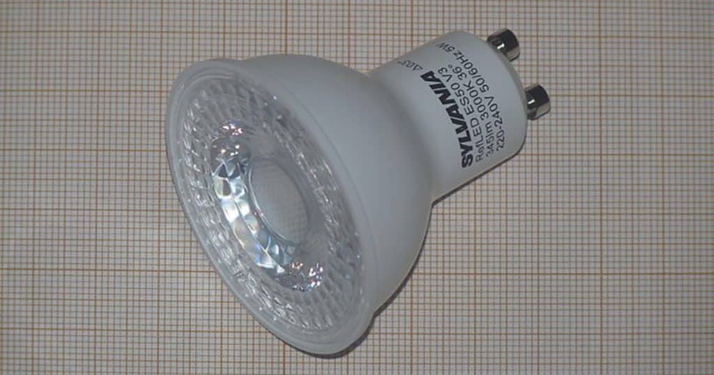 Nekupujte nové LED žárovky, opravte si ty staré vlastními silami