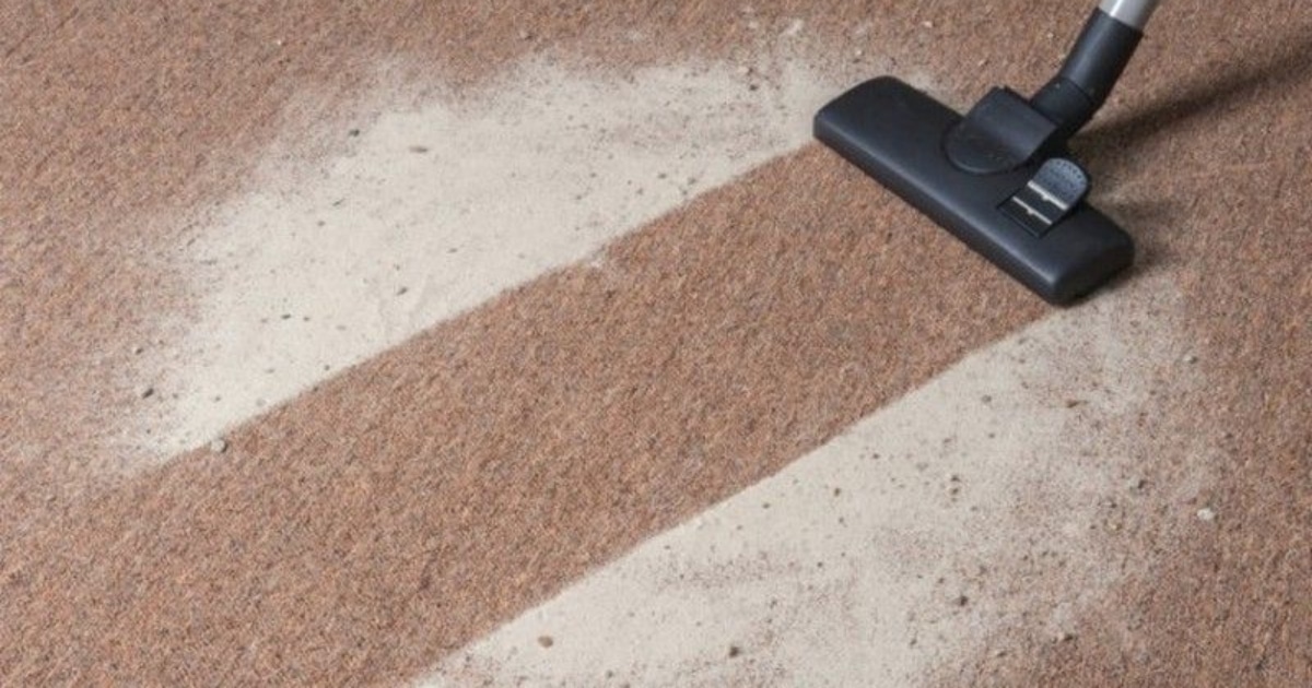 Trik hotelových uklízeček: Posypte tím koberce a provoníte celý dům